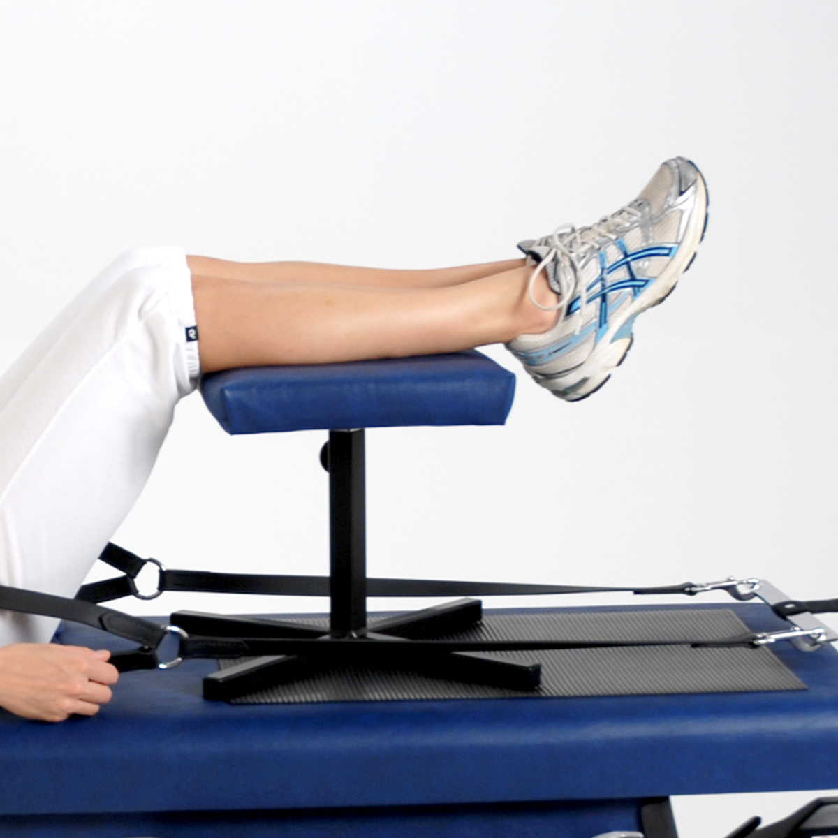 Traction Flexion Stool — MTM - Médical Tronik